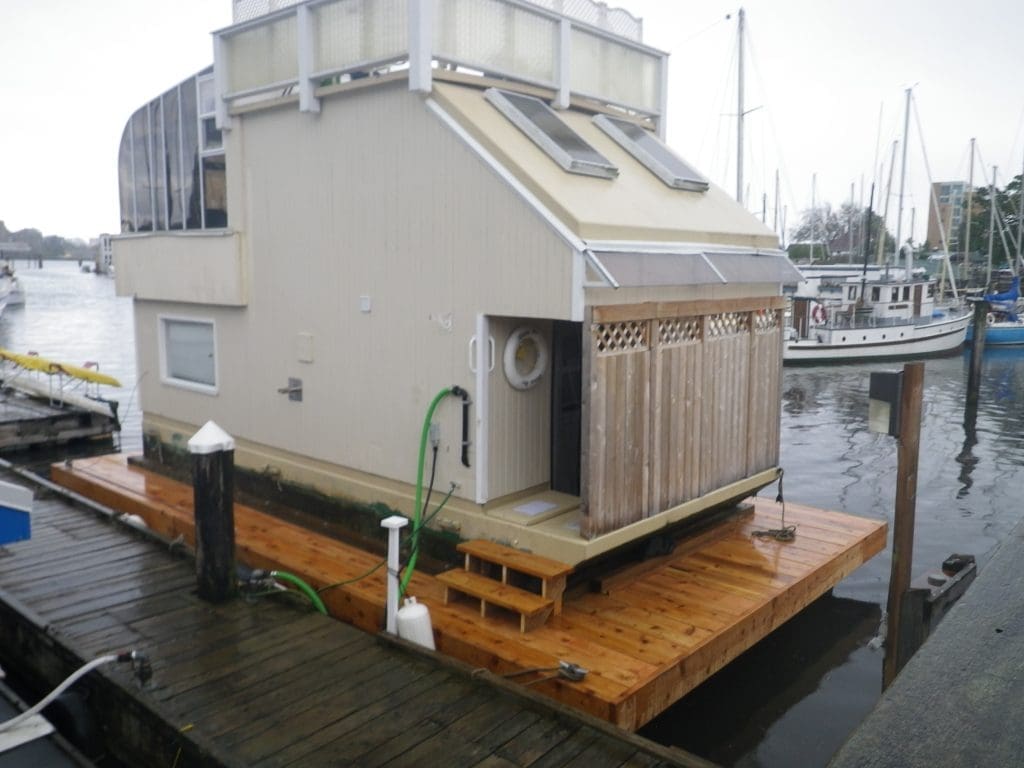 Ocean Docks - Enviro Float Manufacturing (2002) Ltd.
